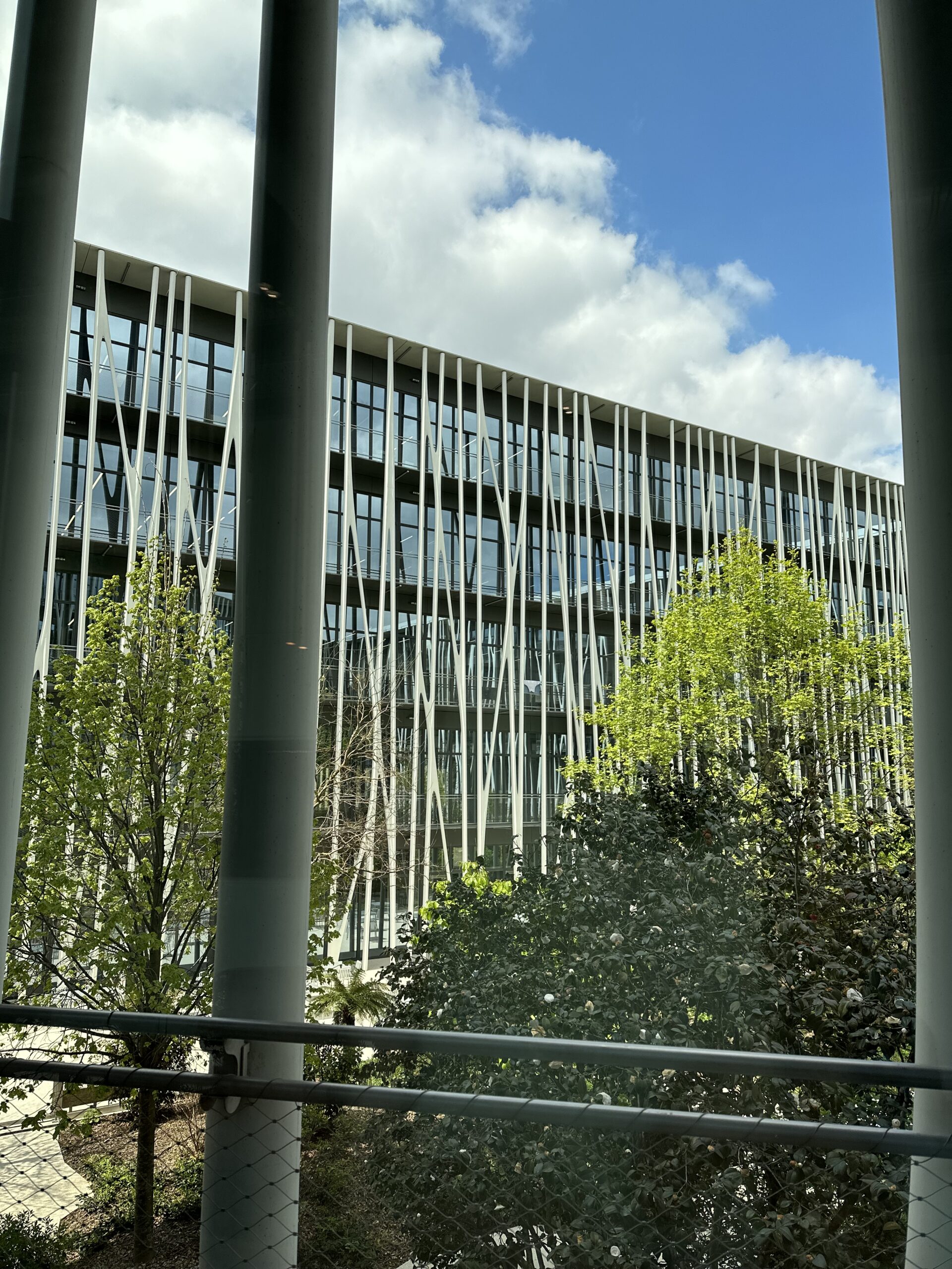 ABOUT | リュネビル刺繍「Ryme et Flow.」